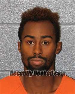 Recent Booking / Mugshot for ADAM CHRISTOPHER LUCAS in Mecklenburg ...