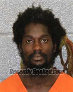 Recent Booking / Mugshot for QUANDARIUS LAMAR SHINE in Mecklenburg ...