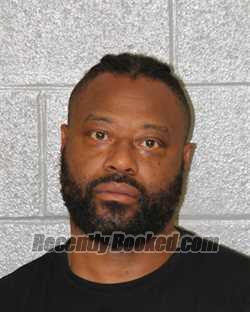 Recent Booking / Mugshot for WILLIE JAMES LITTLE in Mecklenburg County ...