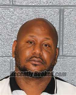 Recent Booking / Mugshot for MICHAEL POORE in Mecklenburg County, North ...