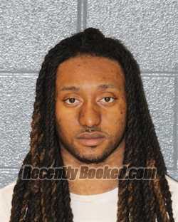 Recent Booking / Mugshot for MAREON WALKER in Mecklenburg County, North ...