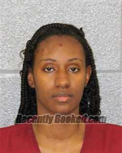 Recent Booking / Mugshot for SHEKIMA MONIQUE DRUMMOND in Mecklenburg ...