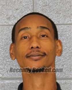 Recent Booking / Mugshot for TRAVIS TREMAYNE POPE in Mecklenburg County ...