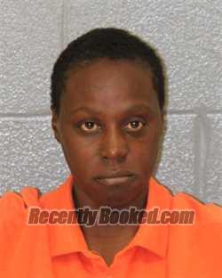 Recent Booking / Mugshot for KENICE TUCKER in Mecklenburg County, North ...