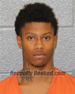 Recent Booking / Mugshot for MARION BERNARD MCKNIGHT in Mecklenburg ...