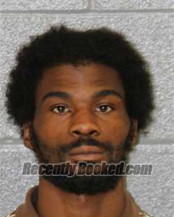 Recent Booking / Mugshot for ALEXIS LAMONT SMITH in Mecklenburg County, North Carolina