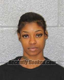 Recent Booking / Mugshot for BRANDY SHANTERIUS LOWERY in Mecklenburg ...