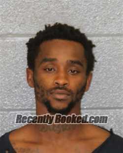 Recent Booking / Mugshot for DEONDRE RASHAWN WALKER in Mecklenburg ...