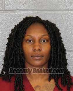 Recent Booking / Mugshot for CYNTHIA DENISE COSBY in Mecklenburg County ...