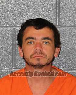Recent Booking / Mugshot for AUSTIN CODY LOCKLEAR in Mecklenburg County ...