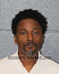 Recent Booking / Mugshot for JAMES JERARD CHAMBERS in Mecklenburg ...