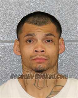 Recent Booking / Mugshot for RAYMOND LOUIS NIEVES in Mecklenburg County ...