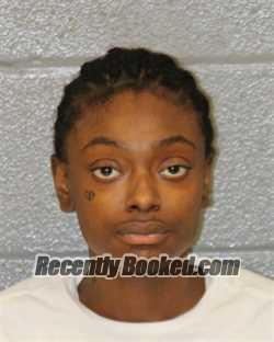 Recent Booking / Mugshot for LAPORSHA TANISHA WILLIAMS in Mecklenburg ...