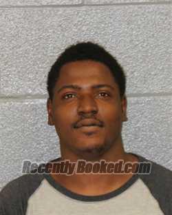 Recent Booking / Mugshot for TYWAN DEMETRICE THOMAS in Mecklenburg ...