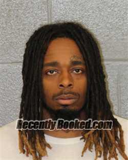 Recent Booking / Mugshot for JAQUERIUS TYQUALE JOHNSON in Mecklenburg ...