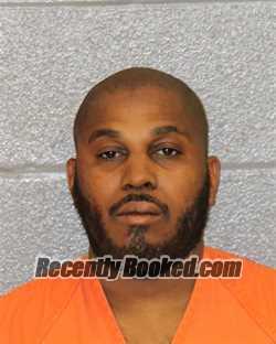 Recent Booking / Mugshot for DEMARIS MONQUAY GOODSON in Mecklenburg ...