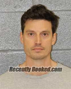 Recent Booking / Mugshot for MATTHEW ELLIOTT in Mecklenburg County ...