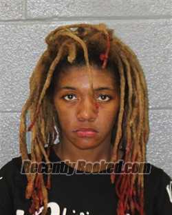Recent Booking / Mugshot for JADA ALLIYAH BENNETT in Mecklenburg County ...