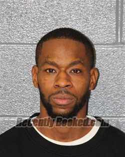 Recent Booking / Mugshot for AARON ORLANDO GAUSE in Mecklenburg County ...
