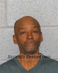 Recent Booking / Mugshot for DONTE DESHAUN MOORE in Mecklenburg County ...