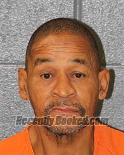 Recent Booking / Mugshot for KERRY BERNARD RODDEY in Mecklenburg County ...