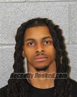 Recent Booking / Mugshot for DERRICK LAMONT SIMS in Mecklenburg County ...