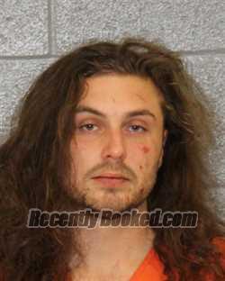 Recent Booking / Mugshot for LIAM BLAKE TAYLOR in Mecklenburg County ...