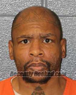 Recent Booking / Mugshot for CHRISTOPHER MACK OXENDINE in Mecklenburg ...