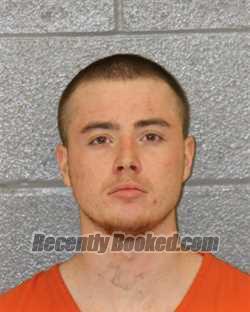 Recent Booking / Mugshot for TRAVIS PAUL SHIPLEY in Mecklenburg County ...