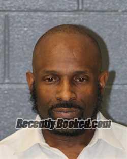 Recent Booking / Mugshot for DARRIAN PERRY in Mecklenburg County, North ...