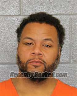 Recent Booking / Mugshot for CHRISTOPHER LLOYD REID in Mecklenburg ...