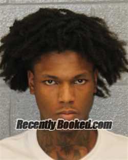 Recent Booking / Mugshot for DEANDRE MONTREZ DAVIS in Mecklenburg ...