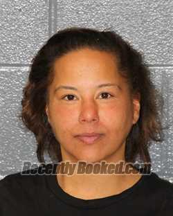 Recent Booking / Mugshot for DIAMOND RODRIGUEZ in Mecklenburg County ...