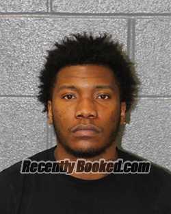 Recent Booking / Mugshot for DERRICK MARTINIQUE LONG in Mecklenburg ...
