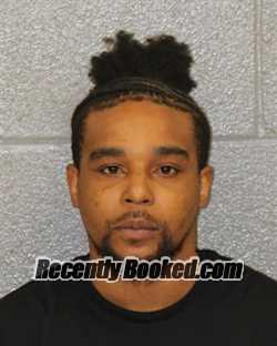 Recent Booking / Mugshot for LAMARR VERNELL MOORE in Mecklenburg County ...