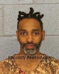 Recent Booking / Mugshot for DEMETRIUS ADRIAN ROSS in Mecklenburg ...