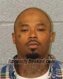 Recent Booking / Mugshot for DESHAWN THOMPSON in Mecklenburg County ...