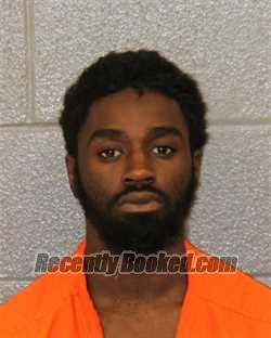 Recent Booking / Mugshot for SHEMAR ISAIAH WALKER in Mecklenburg County ...