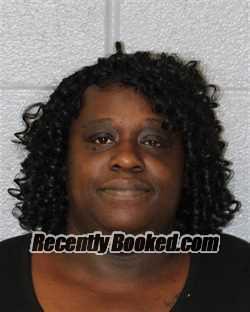 Recent Booking / Mugshot for APRIL DENA BOYCE in Mecklenburg County ...