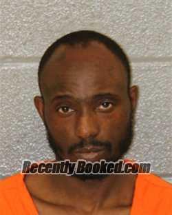 Recent Booking / Mugshot for DION TERRELL CAMPBELL in Mecklenburg ...