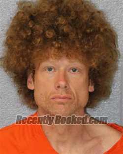 Recent Booking / Mugshot for DANIEL LEE LEMLEY in Mecklenburg County ...