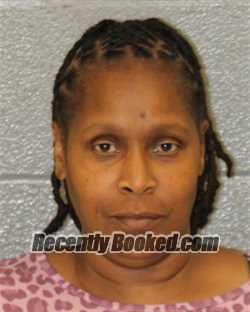 Recent Booking / Mugshot for MICHELLE CHARISSE CHISHOLM in Mecklenburg ...