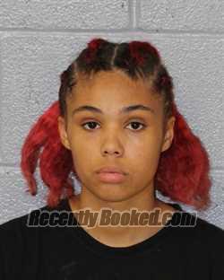 Recent Booking / Mugshot for KENYA LEAH'ANGEL BENTON in Mecklenburg ...