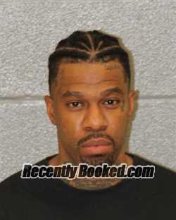 Recent Booking / Mugshot for DONCHRISTOPHER WARREN ROACH in Mecklenburg ...