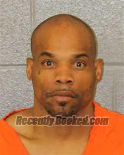 Recent Booking / Mugshot for MAURICE LASHAWN MELVIN in Mecklenburg County, North Carolina