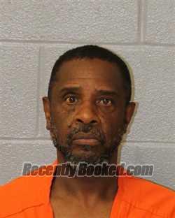 Recent Booking / Mugshot for PRINCE EDWARD PATTON in Mecklenburg County ...