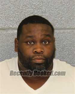 Recent Booking / Mugshot for ALFRED EARNEST THOMAS in Mecklenburg ...