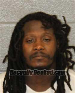 Recent Booking / Mugshot for JACQUESE DOMINIQUE WARREN in Mecklenburg ...