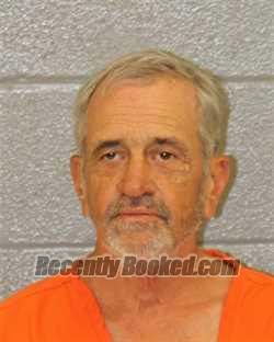 Recent Booking / Mugshot for ROBERT LOUIS JENNE in Mecklenburg County ...
