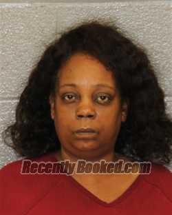 Recent Booking / Mugshot for SHAKIA DONIELLE CAMPBELL in Mecklenburg ...